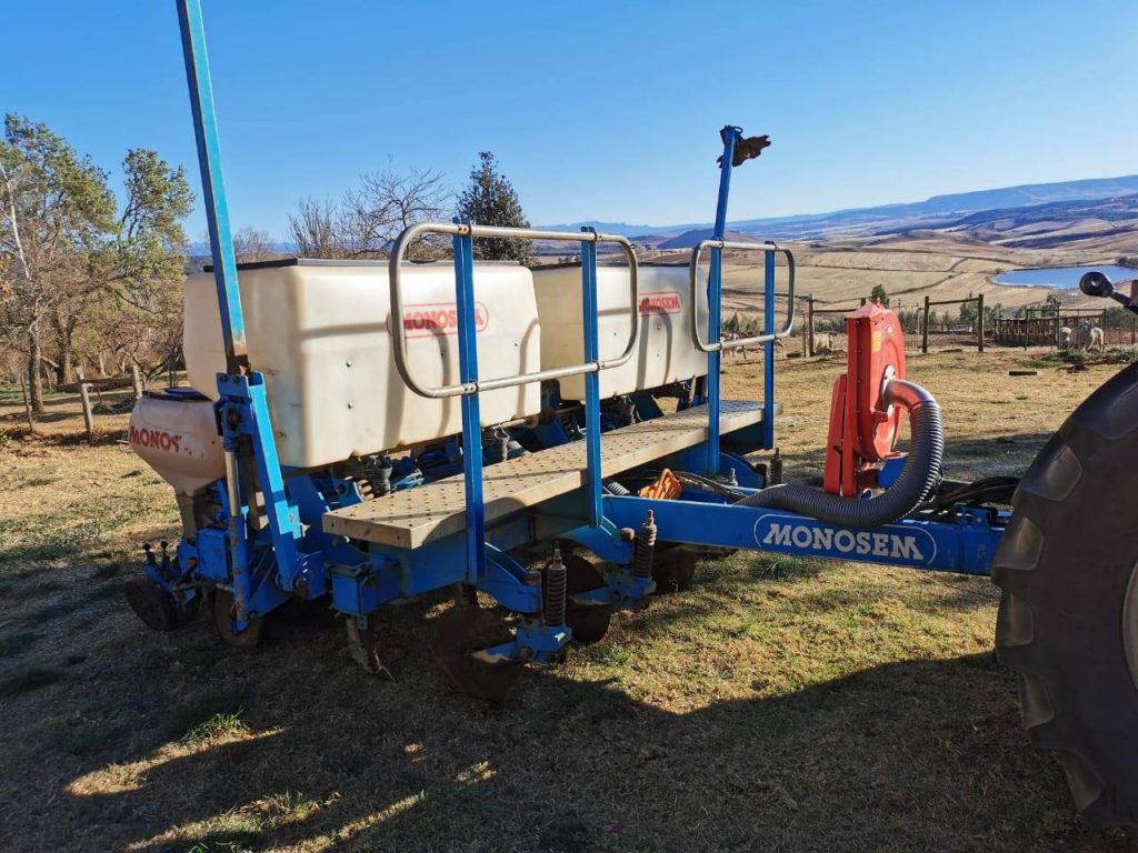 (2) 4 Ry Monosem Planters – Agri ZA